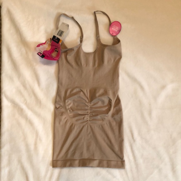Maidenform | Intimates & Sleepwear | Nwt Maidenform Firm Control Wear ...